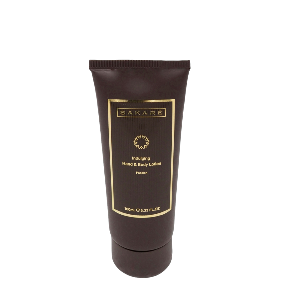 HANDS & NAILS – SAKARÉ